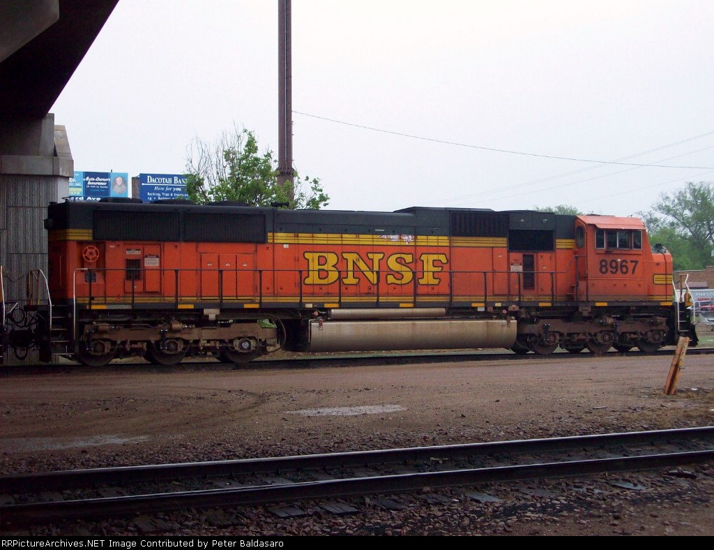 BNSF 8967